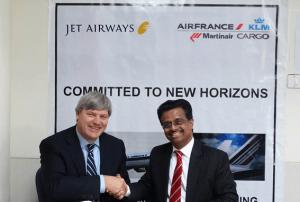 AF-KL, 젯에어웨이즈 화물부문 협력